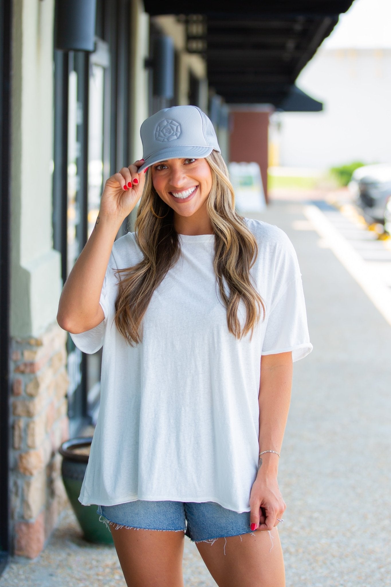 KJ EMBROIDERED LOGO TRUCKER - Silver Gray – KJ Clothier